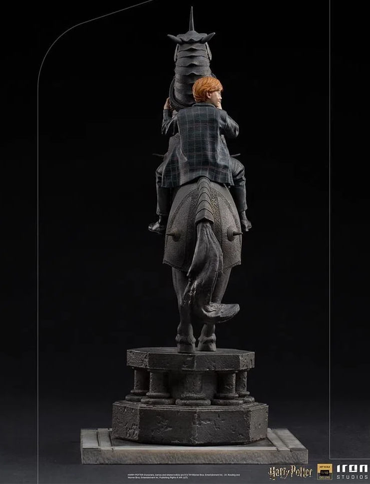 Ron-Weasley-at-the-Wizard-Chess-Deluxe---Harry-Potter---Art-Scale-1-10 ...